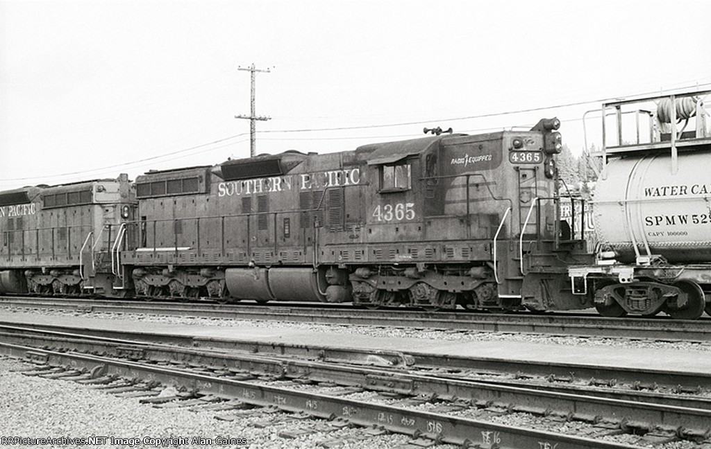 SP SD9E 4365